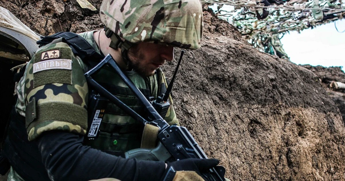 Általános, a nőkre is vonatkozó hadkötelezettségről "nemzetikonzultálna ...