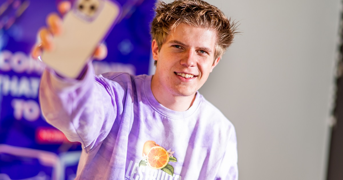 Még csak 21 éves, de már 3 milliárdos árbevétele van a magyar srácnak ...