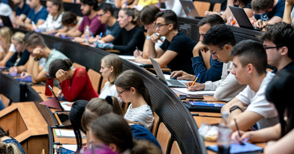 A világ 250 legjobbja közé került egy magyar egyetem - Forbes.hu