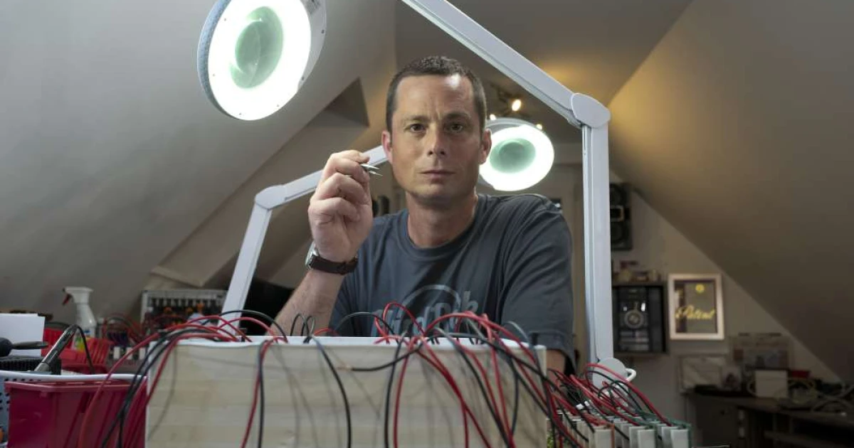 Tom, itt Stephen Hawking! - Forbes.hu